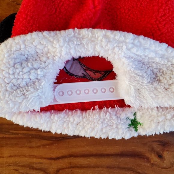 Disney | Accessories | Disney Dan Dee Christmas Plush Sherpa Fleece ...